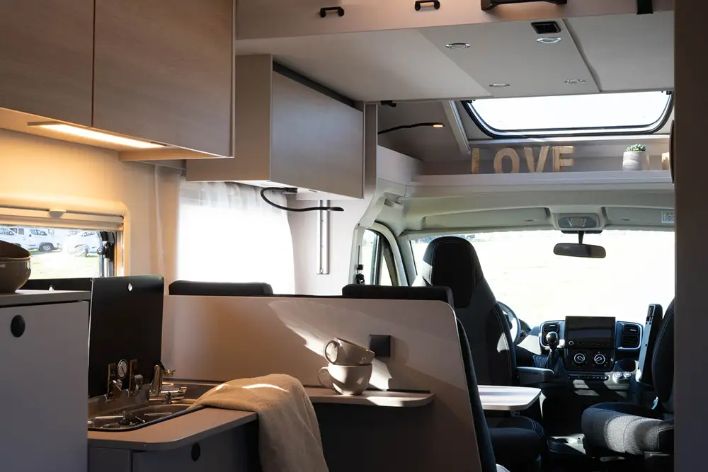 Der neue LMC Tracer – WomoRacingTeam – Wohnmobil – Urlaub – Outdoorsport